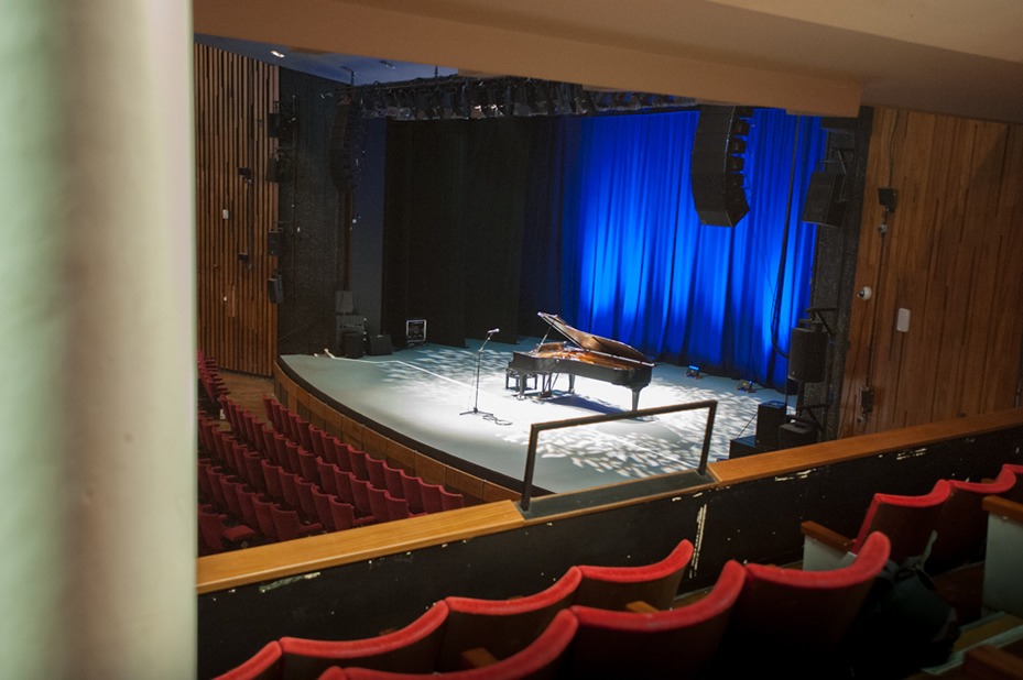 Eastbourne - Congress Theatre