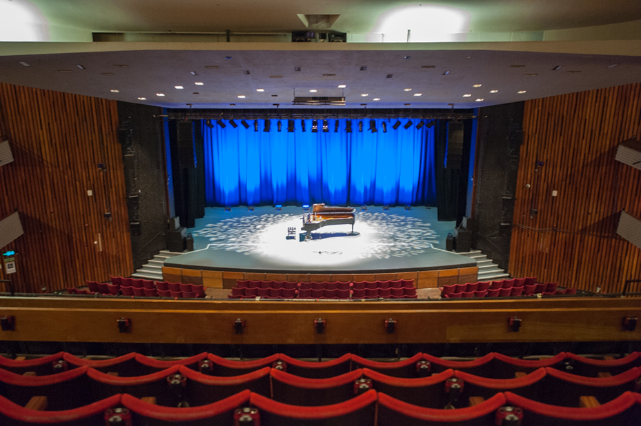 Eastbourne - Congress Theatre