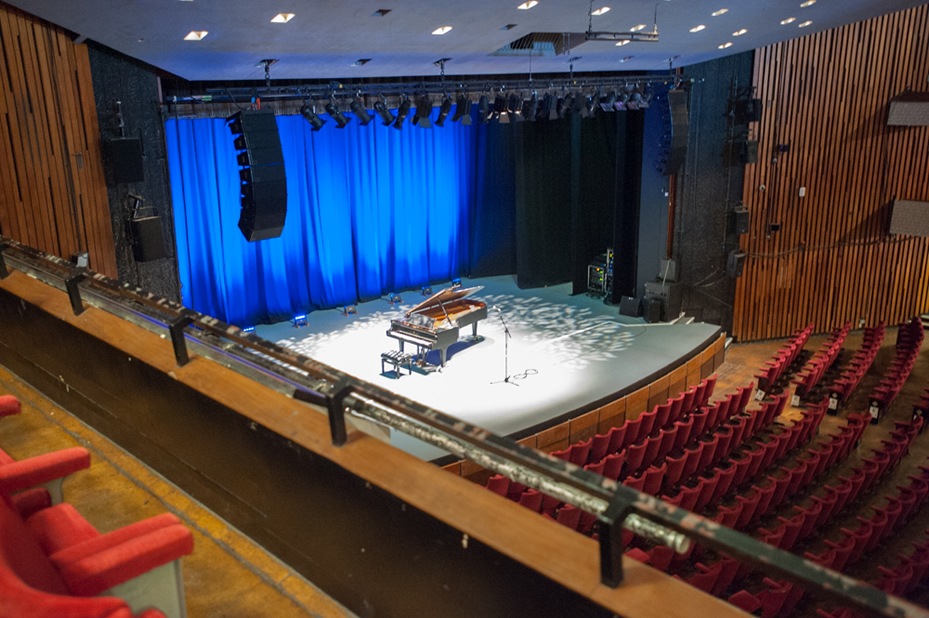 Eastbourne - Congress Theatre